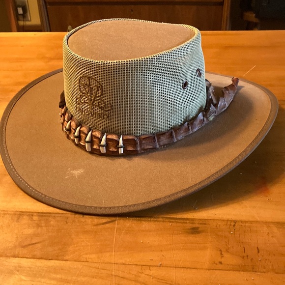 outback shade | Accessories | Outback Shade Ultimate Sports Hat Breezer ...